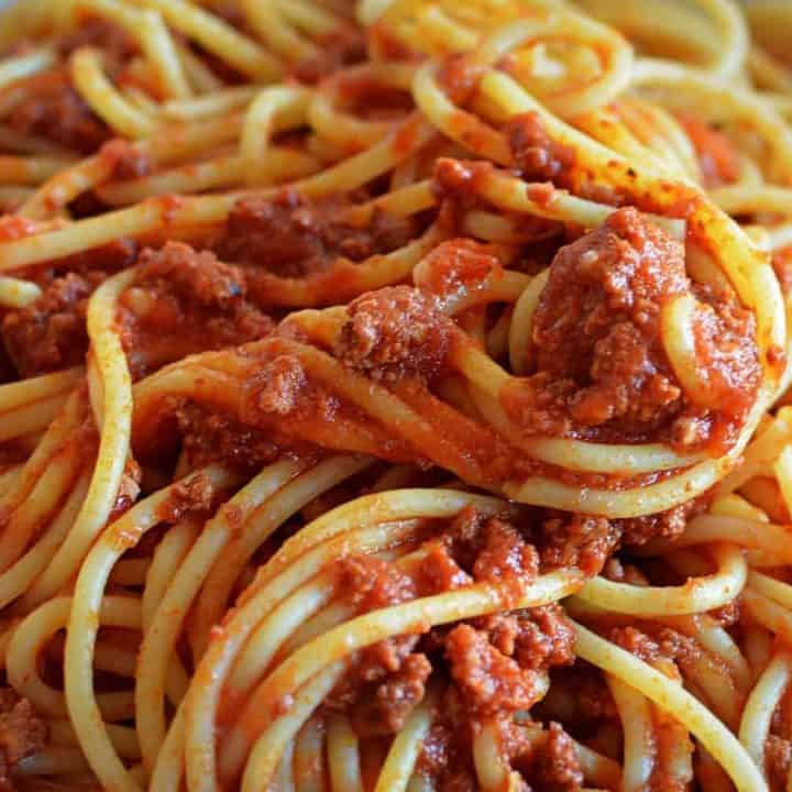 Slow Cooker Spaghetti Bolognese - Liana's Kitchen